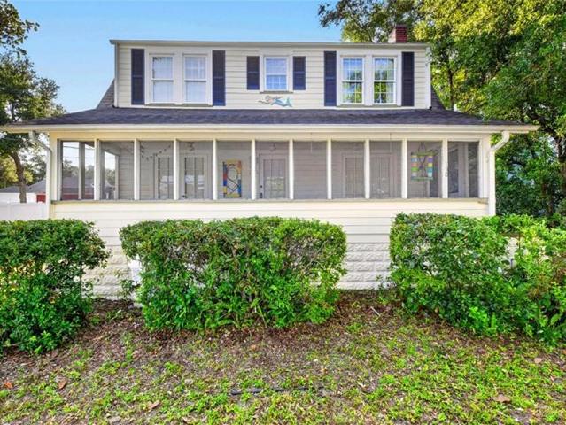 150 S Clayton St, Mount Dora, FL 32757