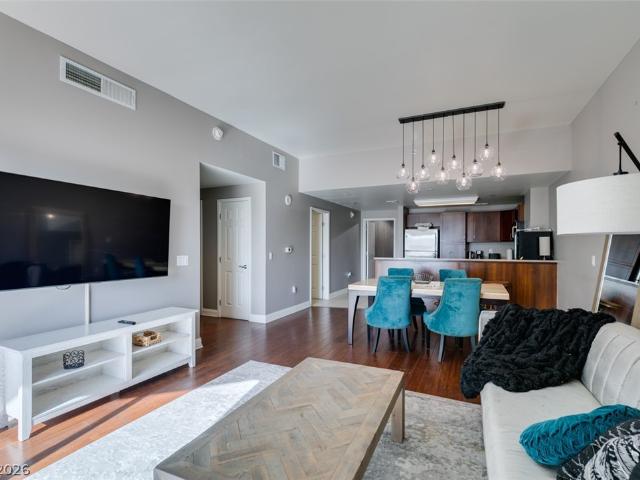 150 S Las Vegas Blvd, Unit 807, Las Vegas, NV 89101 | MLS #2802