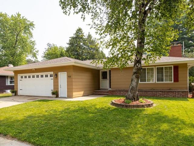 150 S Lee St, Appleton, WI 54915