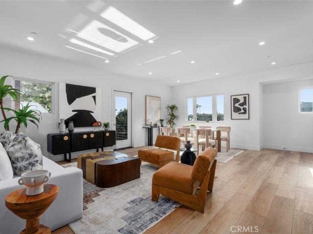 150 S Oak Knoll Avenue 205
