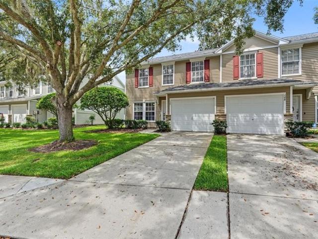 150 Sawtooth Dr, Valrico, FL 33594