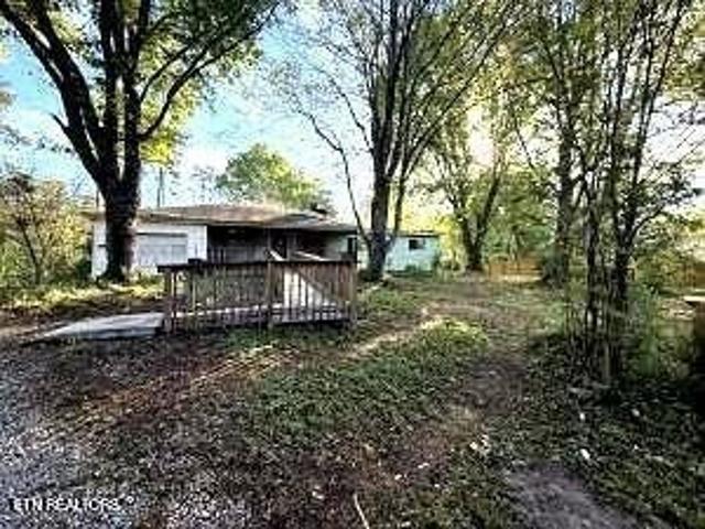 150 Sexton Ln, Clinton, TN 37716