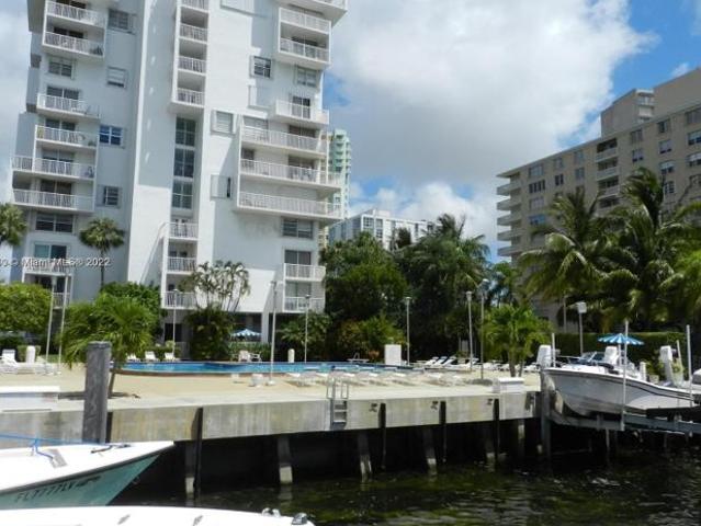 150 SE 25th Rd #2J Miami, FL 33129