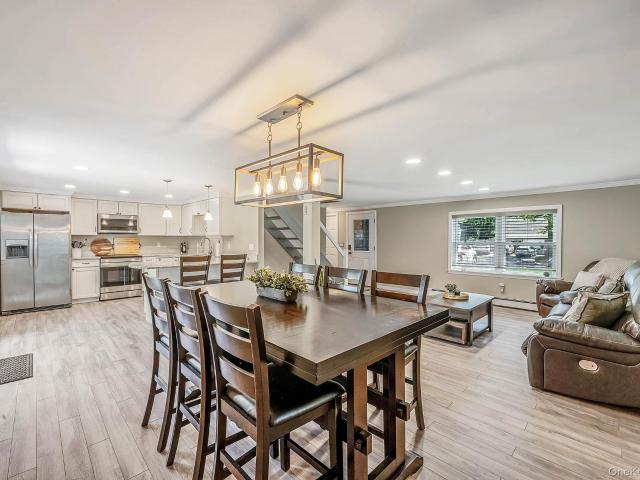 150 Serpentine Lane