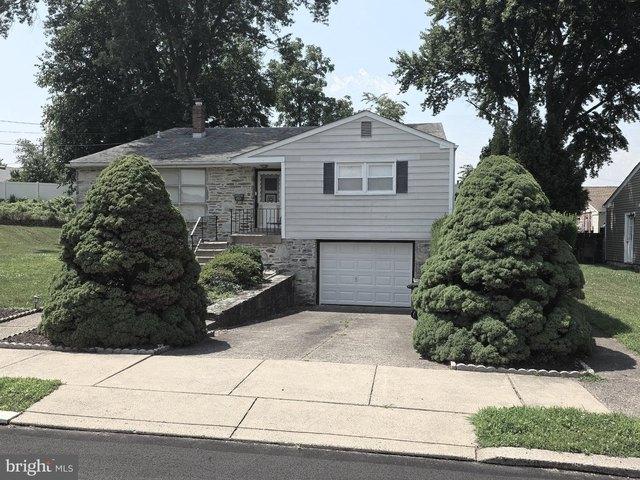 150 Shelly Ln, Philadelphia, PA 19115