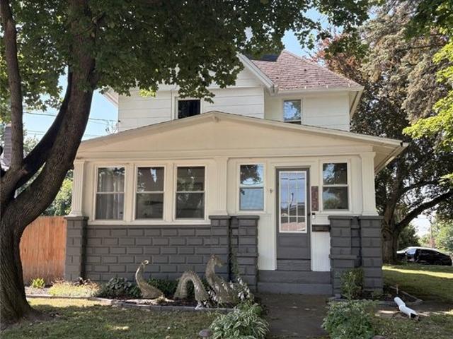 150 Stuart Ave, Newark, NY 14513