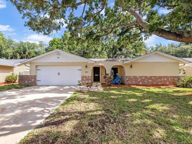 150 Suncrest Dr, Safety Harbor, FL 34695