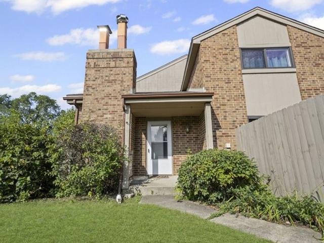 150 Potawatomi Trl Unit B, Lake Zurich, IL 60047
