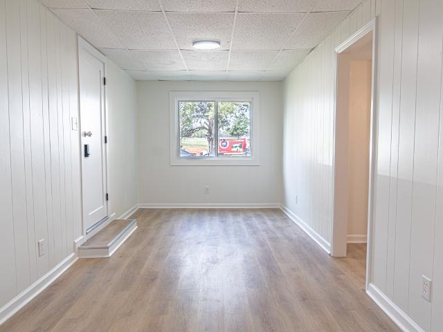 150 Pembroke Oak Grove Rd # 1
