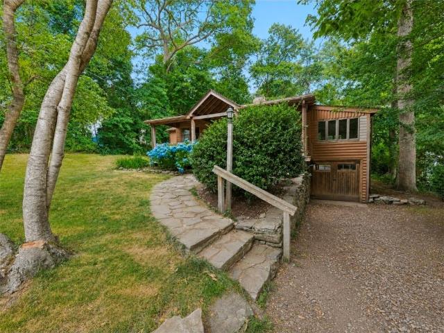 150 Plum Point Road