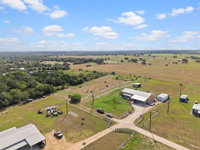 150 Private Road 4001