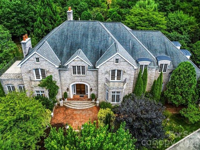 150 Rainbow View Dr, Fletcher, NC 28732