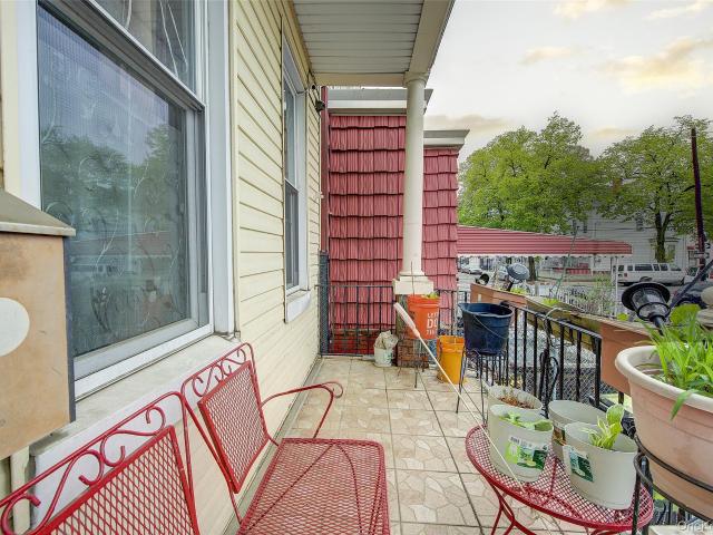 150 Ridgewood Avenue