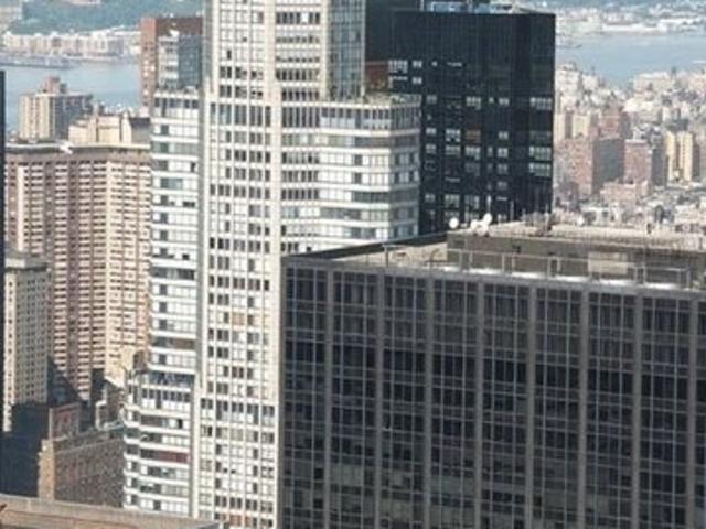 150 W 56th St Apt 4303, New York, NY 10019