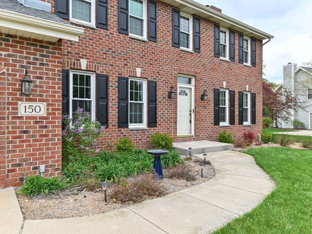 150 W Fairfield Ct