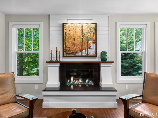 150 W Shore Woods