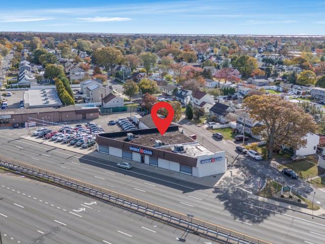 150 W Sunrise Highway