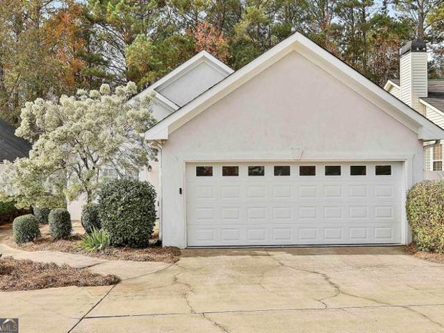 150 Woodgate Cir, Fayetteville, GA 30214
