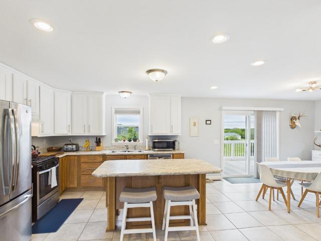 150 Woodsedge Drive