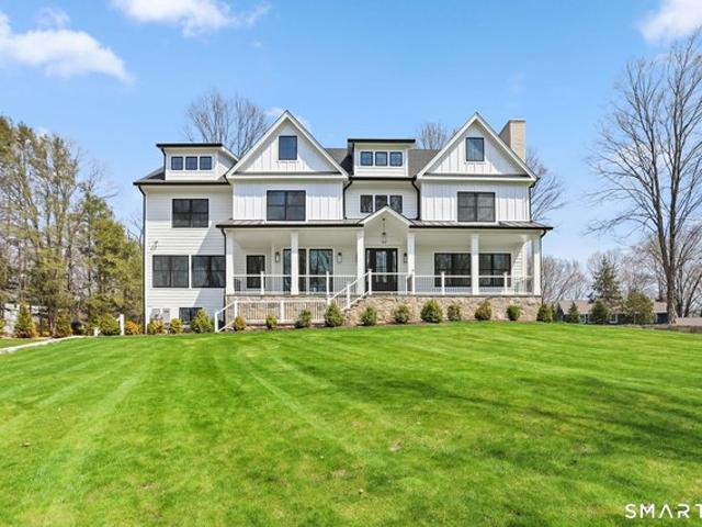 150 Wildwood Rd, Stamford, CT 06903