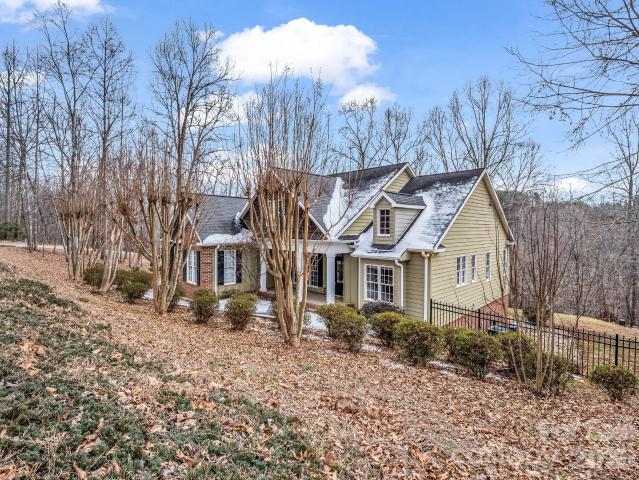 150 William Gilbert Loop