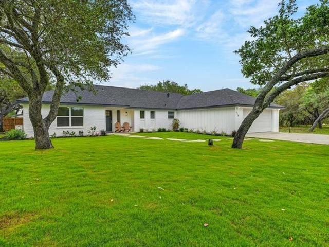 150 Wishert Rd, Rockport, TX 78382