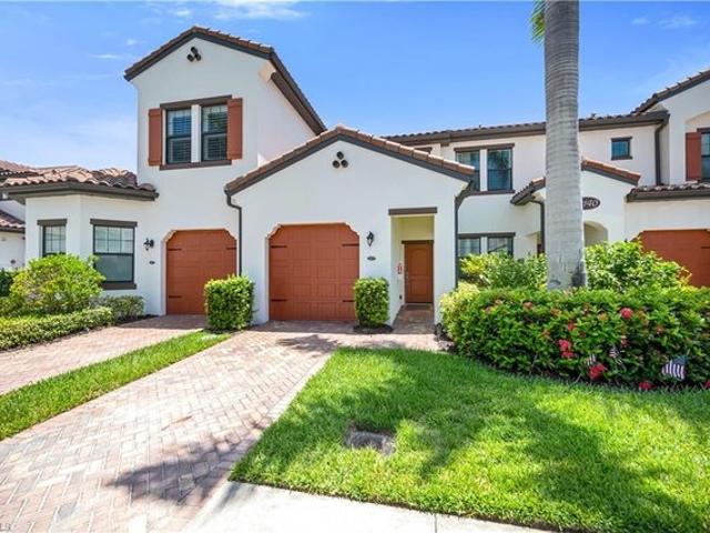15140 Palmer Lake Cir Unit 201, Naples, FL 34109