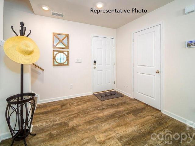 15146 Puffin Ct, Charlotte, NC 28215 | Compass