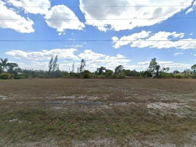 1514 NE 37th St, Cape Coral, FL 33909