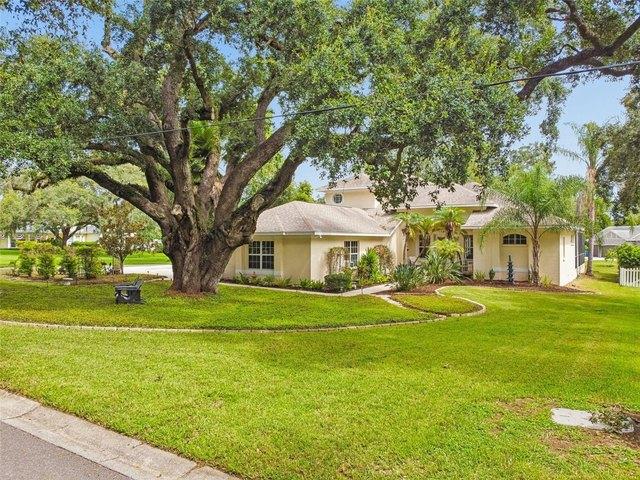1514 Booth Dr, Valrico, FL 33594