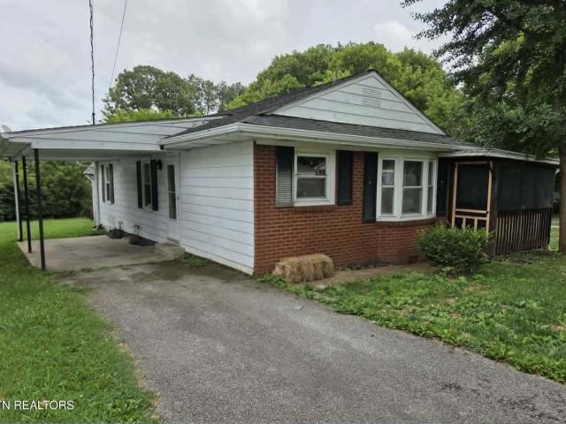 1514 Brown Ave