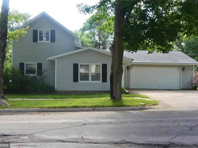 1514 Chandler Ave N, Glencoe, MN 55336