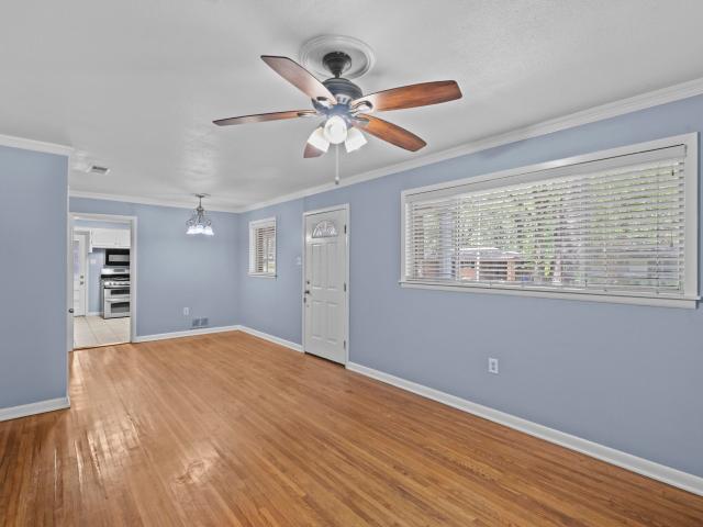 1514 Crestwood Road