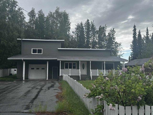 1514 Evergreen St, Fairbanks, AK 99709