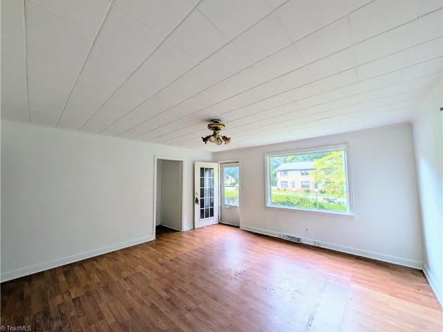 1514 Glenside Drive