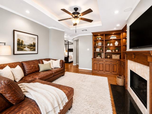 1514 Jacquelyn Dr, Houston, TX 77055 | MLS #11907