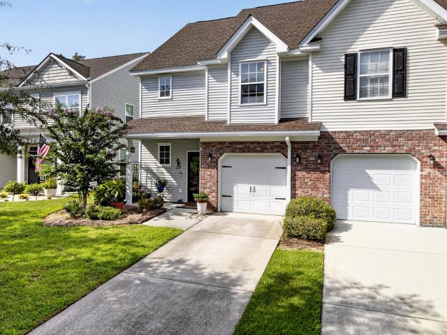 1514 Royal Colony Road