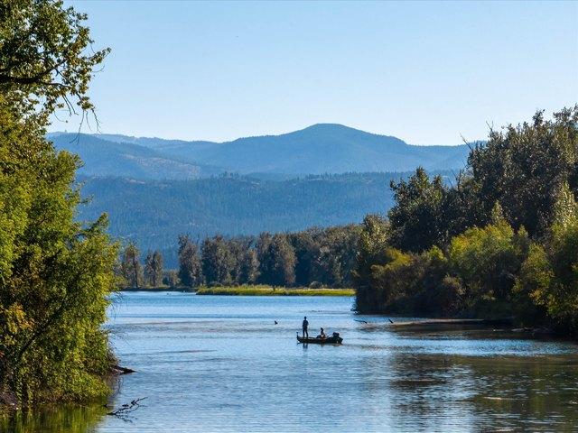 1514 Steel Bridge Rd, Kalispell, MT 59901