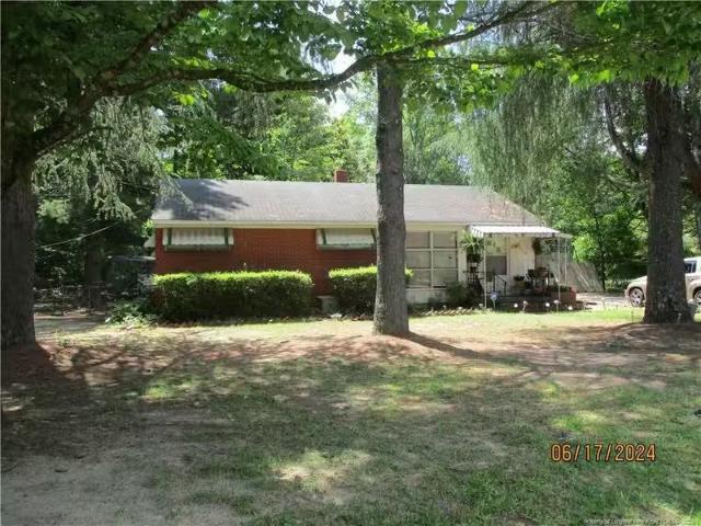 1514 SWAINEY AVE, FAYETTEVILLE, NC 28303 Single Family Residen.