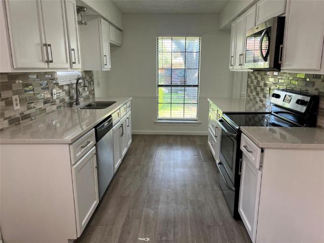 1514 Silverleaf Drive
