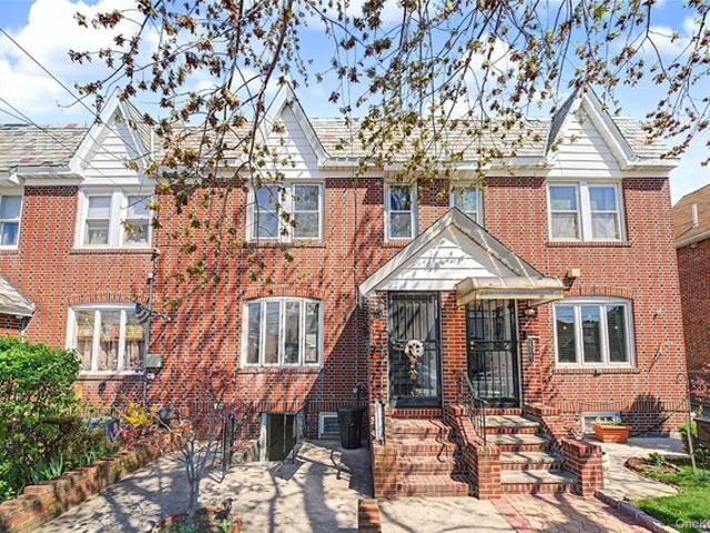 1514 th Rd, Whitestone, NY 11357