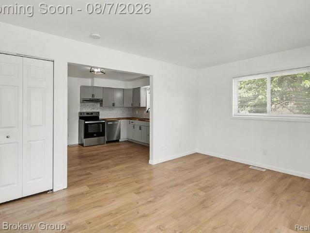 1514 W Atherton Road