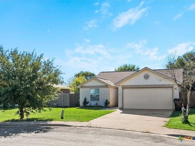 1514 Windridge Dr, Lockhart, TX 78644