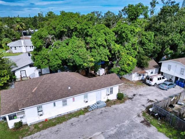 1514 12th Ave W, Bradenton, FL 34205
