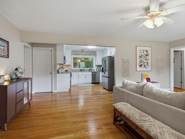 1514 5th Ave W