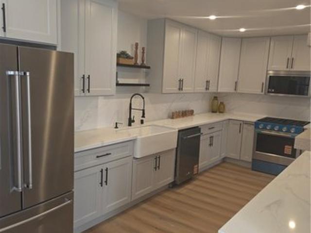 15150 Dickens Ave Unit 203, Sherman Oaks, CA 91403