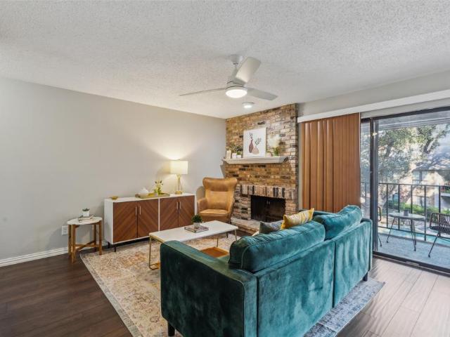 15151 Berry Trail # 706