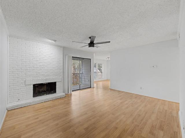 15151 Berry Trail # 910