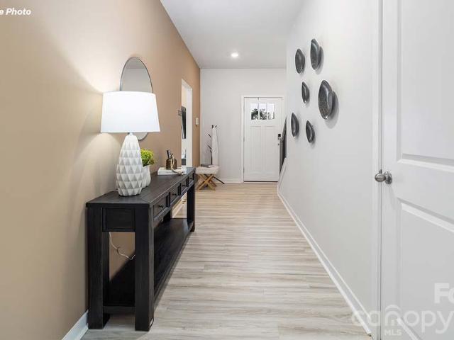 15154 Puffin Ct, Charlotte, NC 28215 | MLS #4349