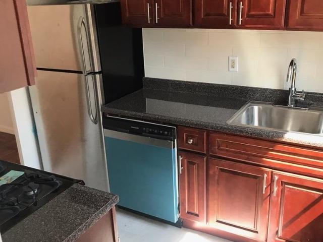 1515 Metropolitan Avenue 6B